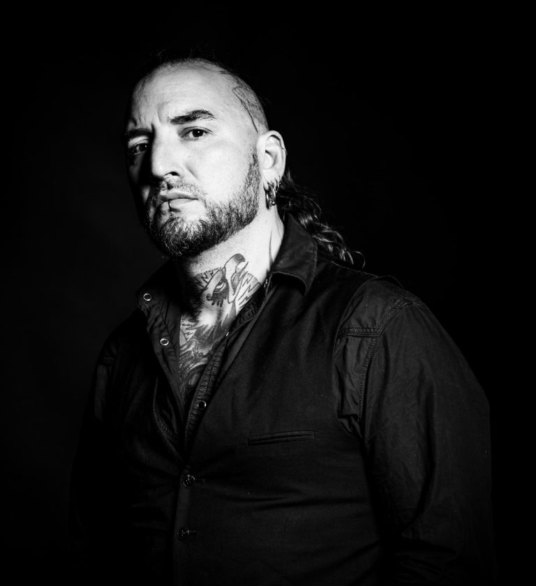 Mutz – FMH – Full Metal Holiday